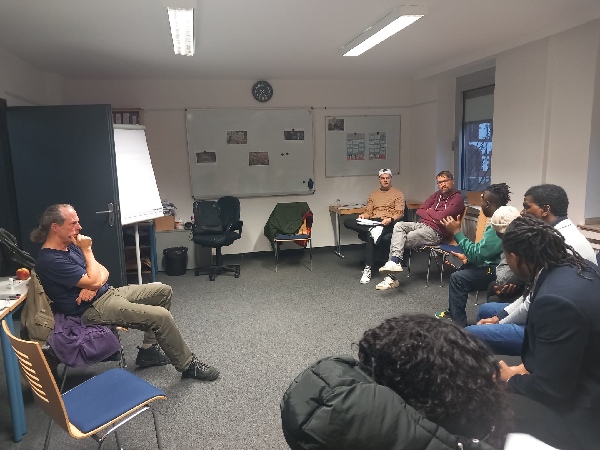 Ihre Stimme zählt: Offene Diskussion über Demokratie am 20. Dezember in ...